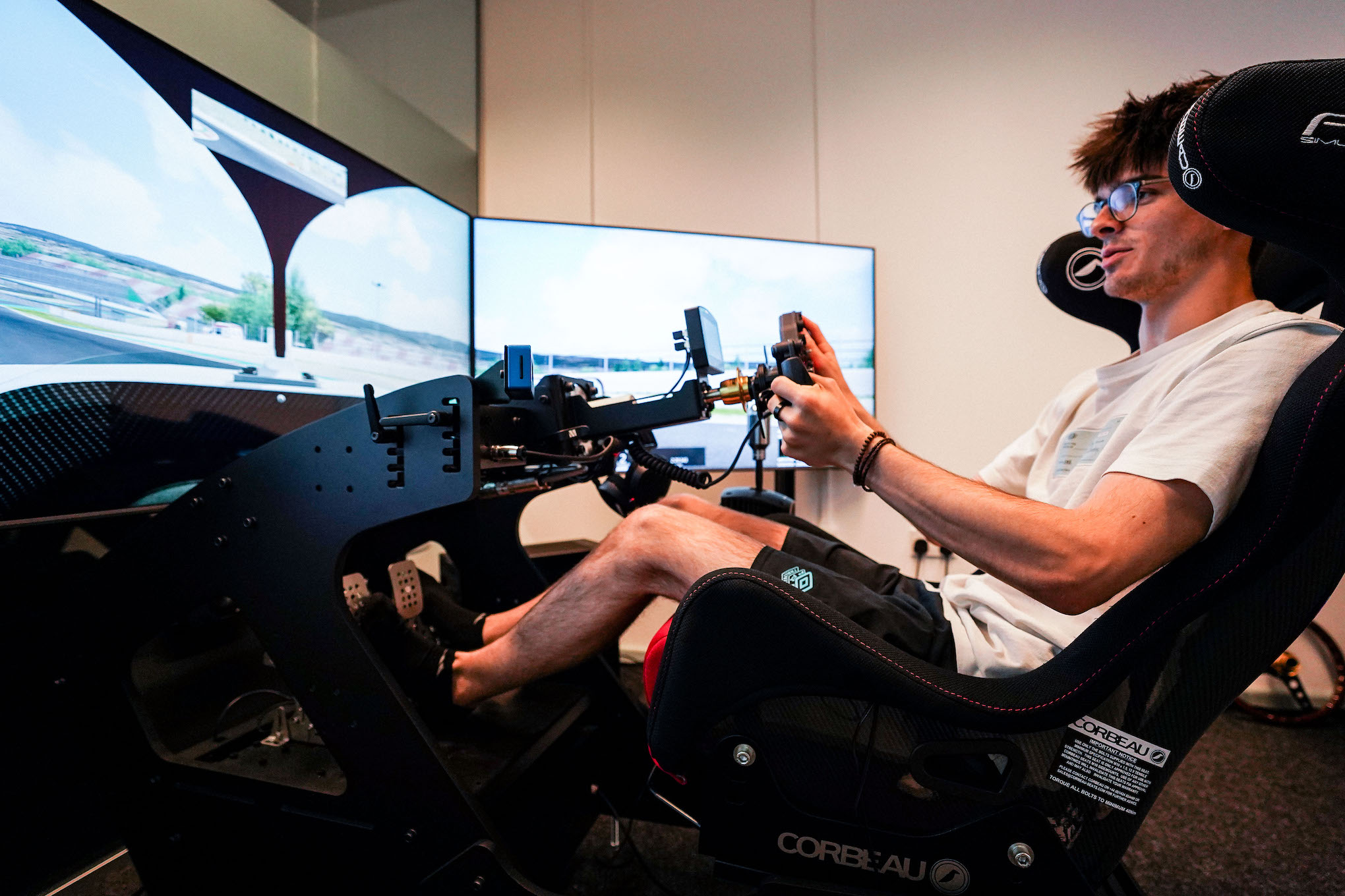 Zak O’Sullivan Partners with FPZERO Simulators | FPZERO Professional Racing Simulators
